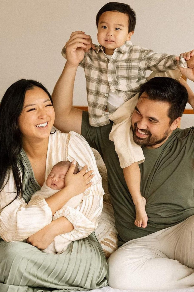 The Ultimate Tip Guide To Having The Best Family Photoshoot - Showit Blog